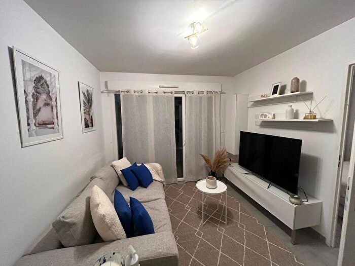Le Faron-Fort-Rouge, Toulon : Appartement 2 pièces à louer