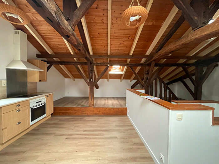 Appartement à louer - Hagetmau - 2 pièces - 1 chambre