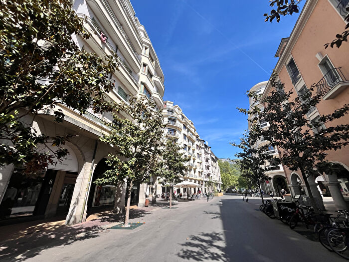 Annecy, Centre-ville, Vieille ville, Marquisats - Appartement 4 pièces à vendre
