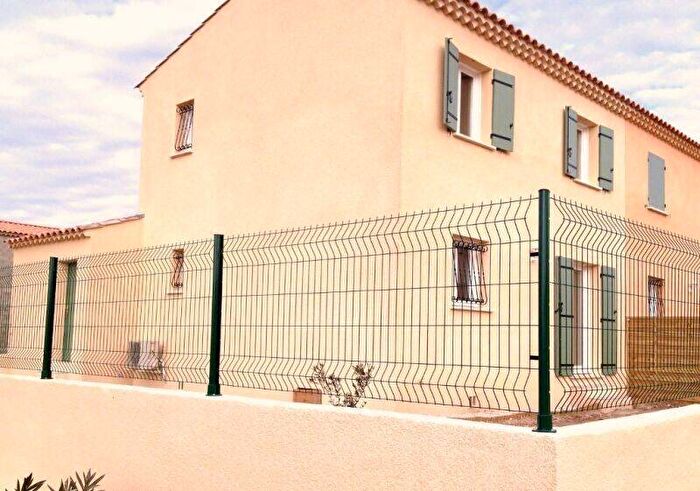 Sud, Châteaurenard - Maison 4 pièces à louer