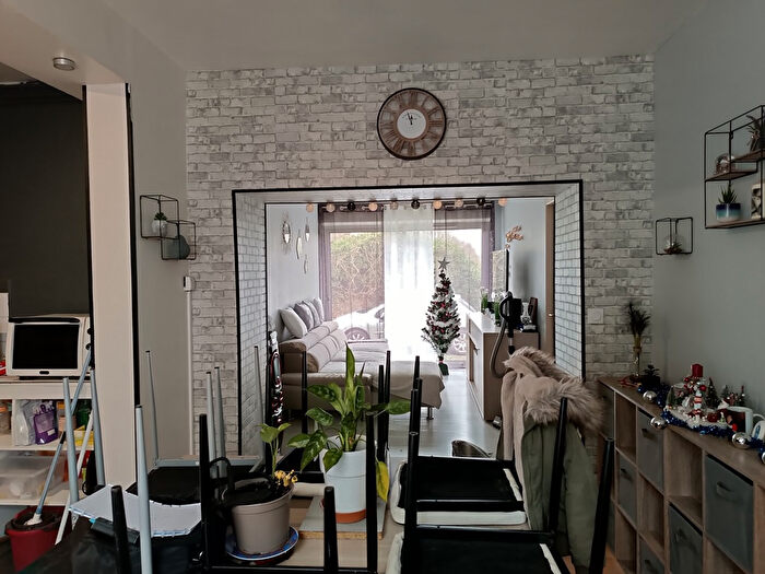 Appartement à vendre - Fourchambault - 5 pièces - 7 chambres