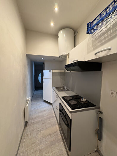 Appartement à louer - Marseille e , Saint-Marcel - 1 pièce