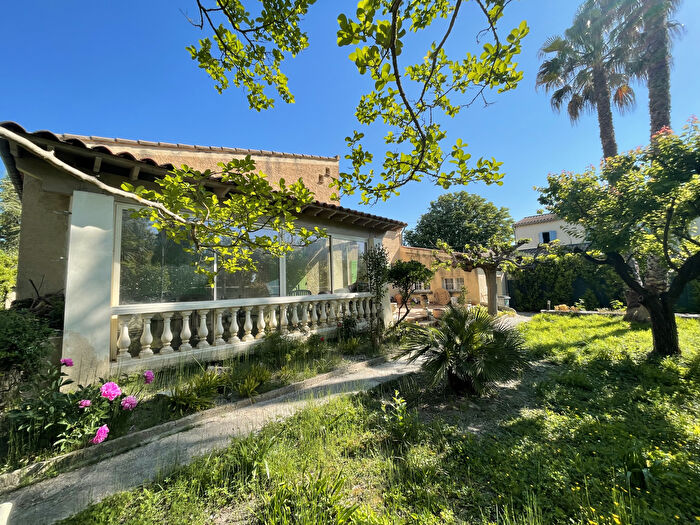 Carpentras, Sud : Maison 4 pièces à vendre
