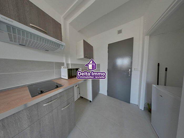 Appartement à louer - Évreux, Navarre - 3 pièces - 2 chambres