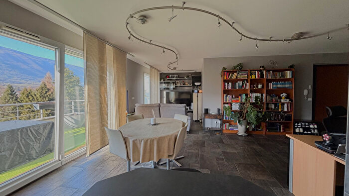 Appartement à vendre - La Motte-Servolex - 4 pièces - 3 chambres