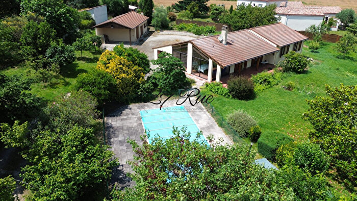 Maison à vendre - Auterive - 5 pièces - 4 chambres