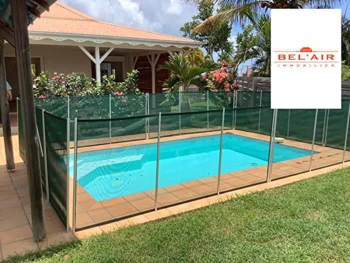 Maison à louer - Le Vauclin - 4 pièces - 3 chambres