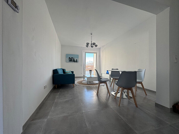 Appartement à vendre - Royan, Centre-ville - 3 pièces - 2 chambres