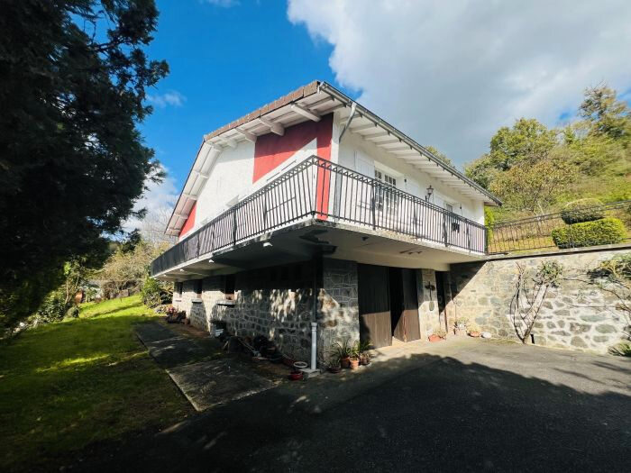 Maison à vendre - Tulle, Centre-ville - 4 pièces - 3 chambres