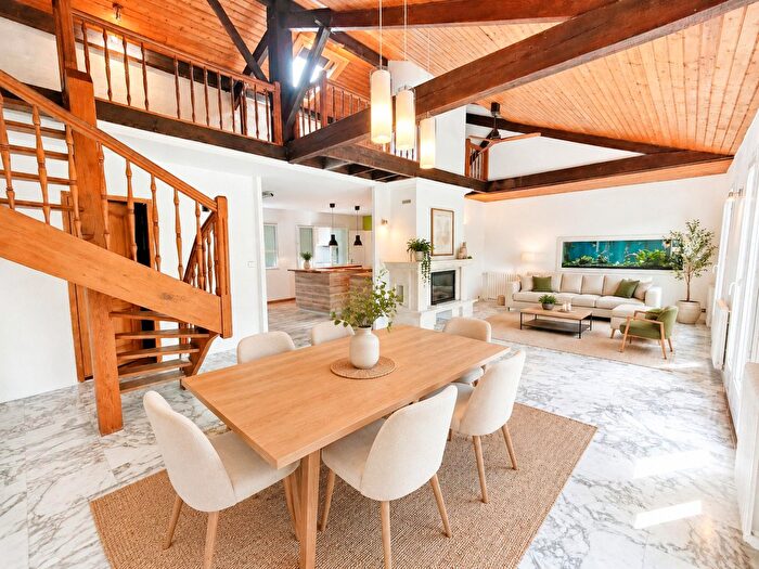Gradignan, Saint-Géry, Favard : Maison 6 pièces à vendre