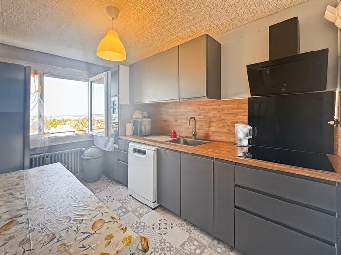 Chenôve, Chenôve - Appartement 5 pièces à vendre
