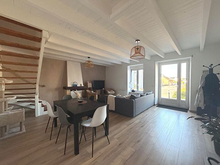 Maison 6 pièces à vendre à Combourg