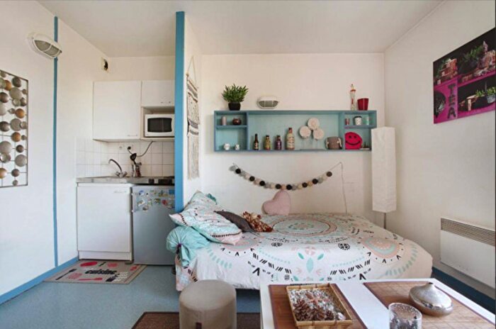 Appartement à louer - Besagne, Toulon - 1 pièce