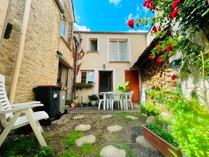La Chapelle-la-Reine : Maison 4 pièces à vendre