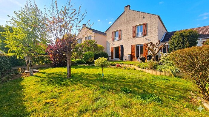 Maison 6 pièces à Jouy-le-Moutier, Hayette, Bruzacques, Jouannes, Vast, à vendre