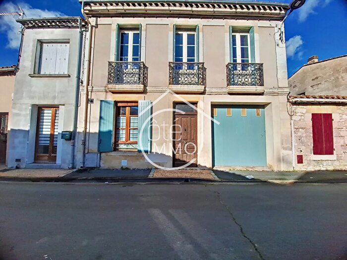 Maison à vendre - Sainte-Foy-la-Grande - 7 pièces - 4 chambres