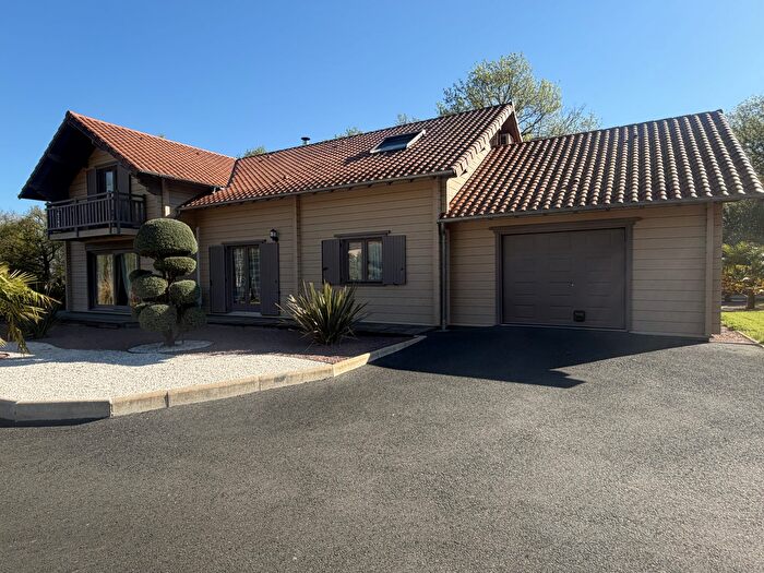 Blanzac - Maison 5 pièces à vendre