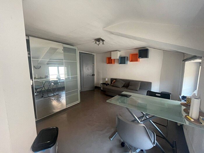 Brotteaux, Lyon ème arrondissement - Appartement 1 pièce à louer