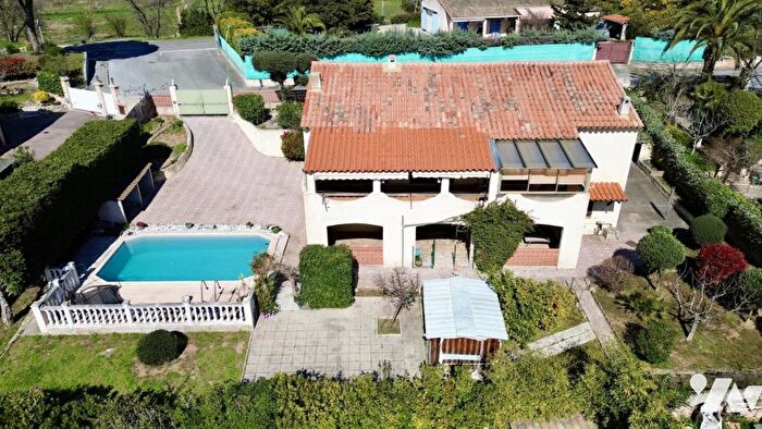 Maison 6 pièces à vendre à Fréjus
