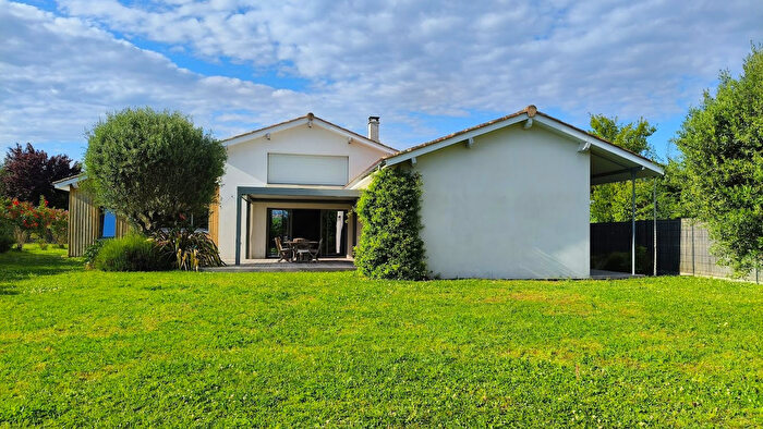 Maison à vendre - Blaye - 6 pièces - 4 chambres