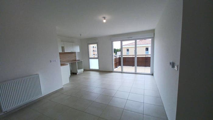 Appartement 4 pièces à La Crau, Saint-Martin-de-Crau, à louer