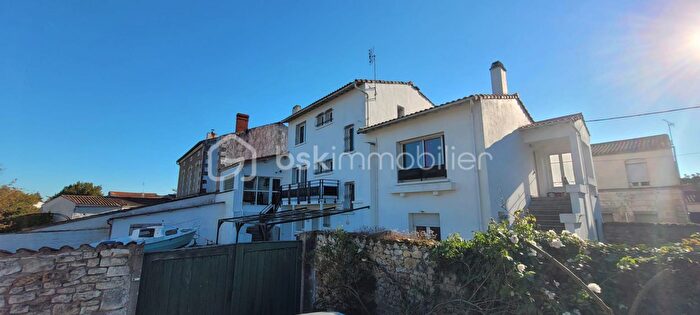 Maison à vendre - Étaules - 10 pièces - 7 chambres