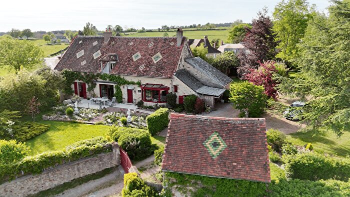 Maison 9 pièces à Sermages, à vendre