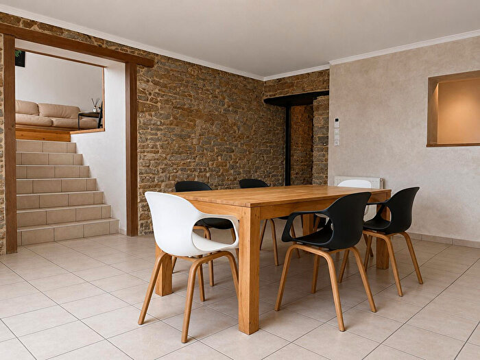 Maison 5 pièces à Pouilley-les-Vignes, à vendre