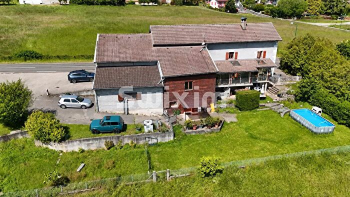 Collonges : Maison 7 pièces à vendre