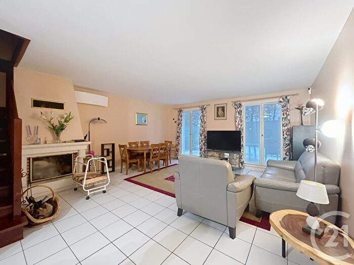 Maison à louer - Rungis - 6 pièces - 4 chambres