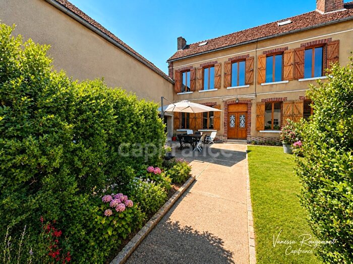 Maison 6 pièces à Venizy, à vendre