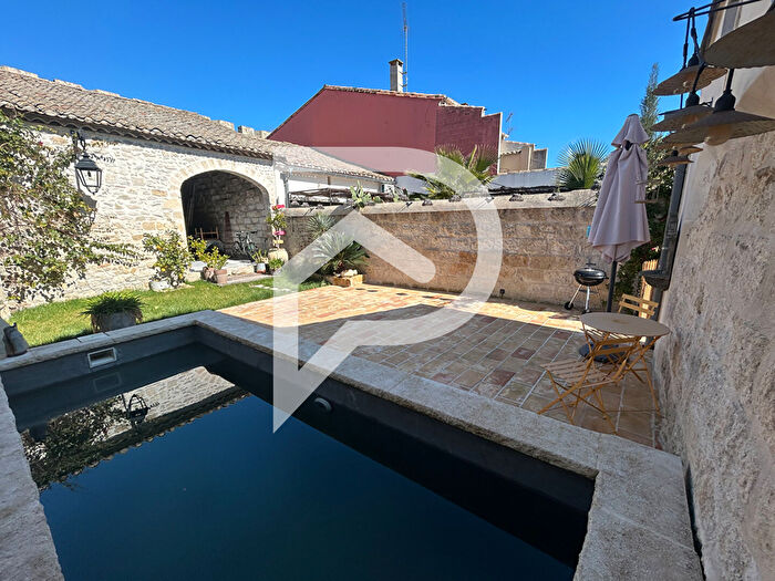 Maison à vendre - Aigues-Mortes - 3 pièces - 2 chambres