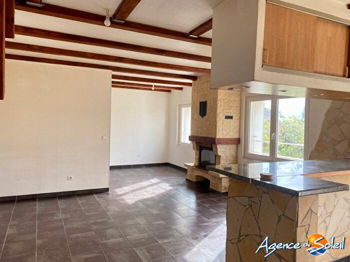 Appartement à louer - Ouveillan - 3 pièces - 2 chambres