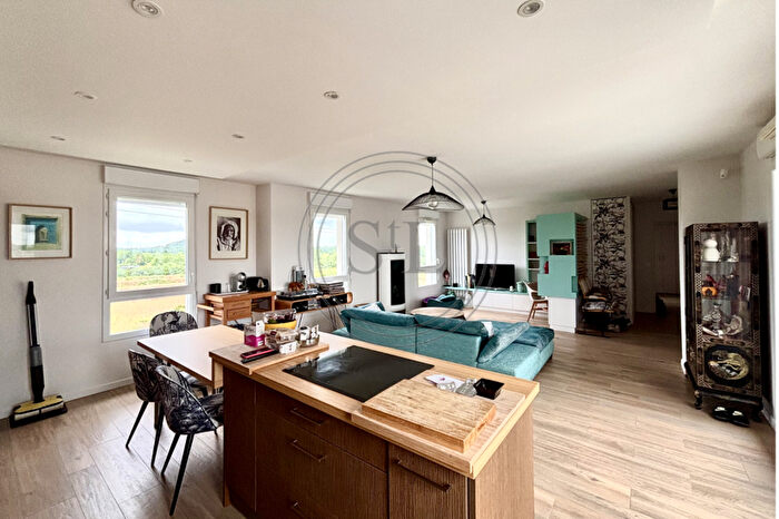 Appartement à vendre - Élancourt, Le Berceau, Les Réaux, La Commanderie - 5 pièces - 2 chambres