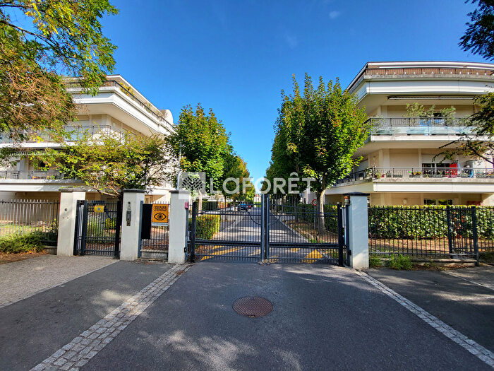 Rueil-Malmaison, Mazurieres : Appartement 3 pièces à vendre