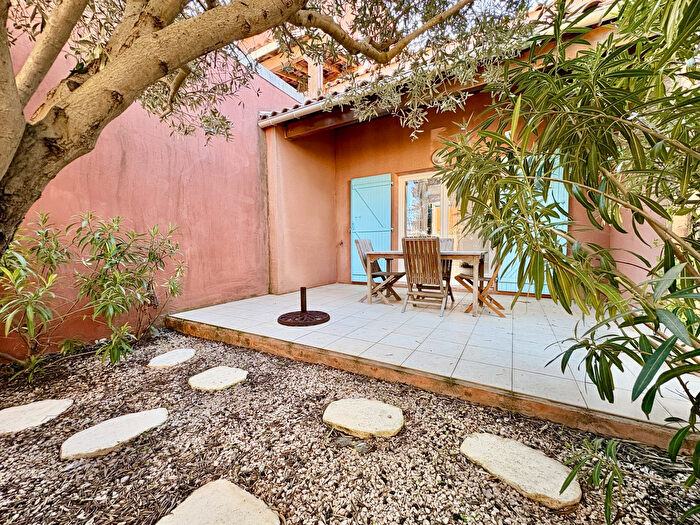 Maison à vendre - Fleury, Saint-Pierre, Les Cabanes - 2 pièces - 1 chambre