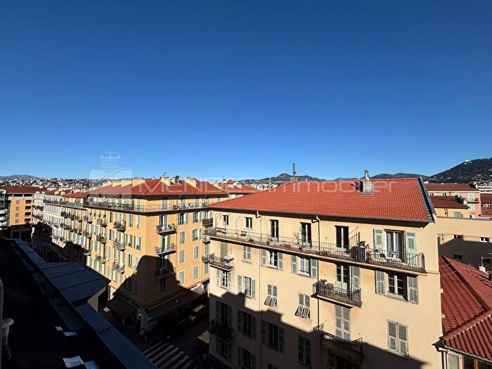 Appartement à vendre - Nice, Le Port - 2 pièces - 1 chambre