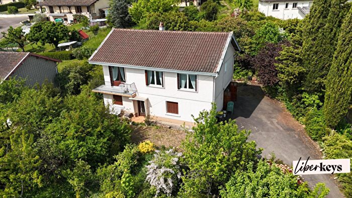 Maison 4 pièces à Tournus, à vendre
