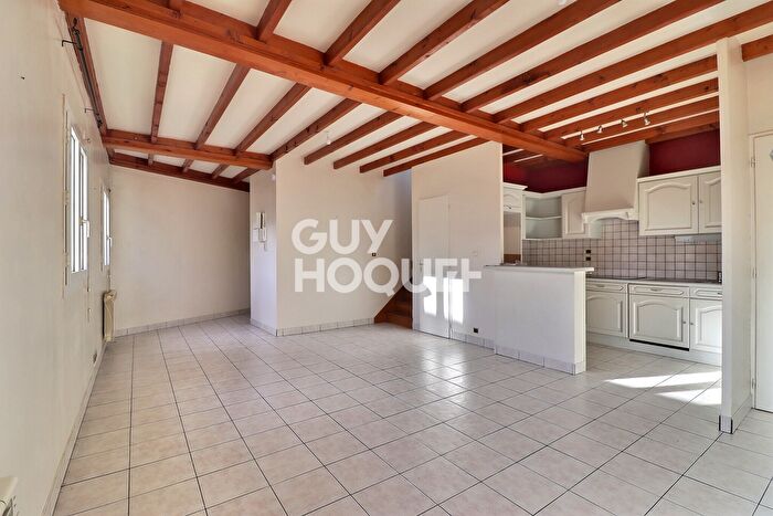 Appartement à louer - Vannes, Gare - 3 pièces - 2 chambres