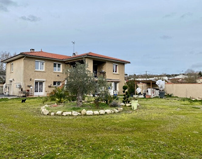 Maison à vendre - Auch, Faubourgs - 8 pièces - 6 chambres