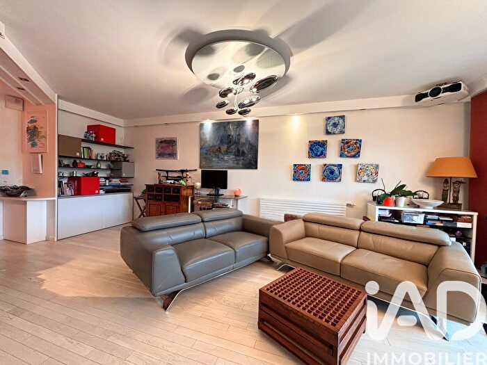 Boulogne-Billancourt, Renault, Billancourt : Appartement 4 pièces à vendre