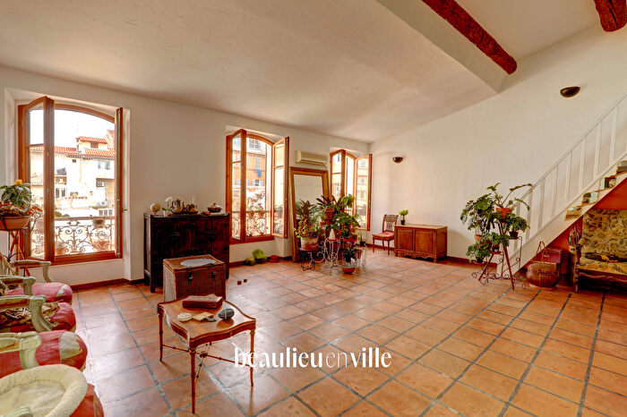 Appartement à vendre - Marseille er , Opéra - 4 pièces - 2 chambres