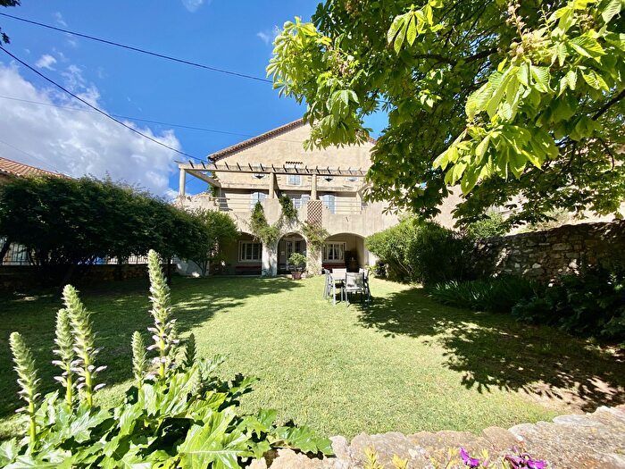 Maison 16 pièces à vendre à Montouliers