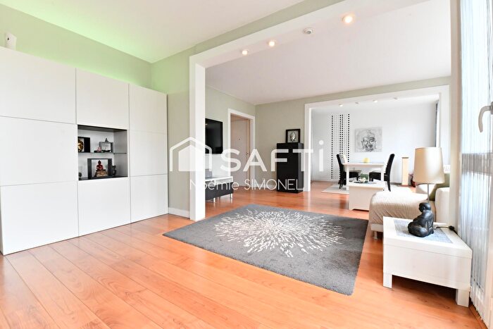 Appartement 6 pièces à vendre à Chilly-Mazarin, Gravigny