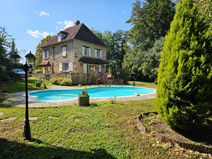 Saint-Agnan - Maison 11 pièces à vendre