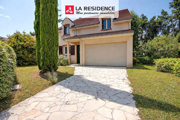 Maison à vendre - Chambourcy - 8 pièces - 5 chambres