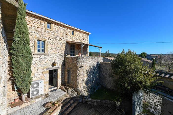 Maisons à vendre et appartements à louer - 1