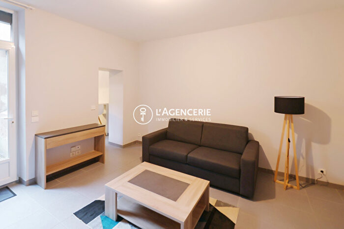 Appartement à louer - Albi, Centre-ville - 1 pièce