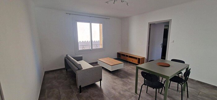 Appartement 3 pièces à Caumont-sur-Durance, à louer