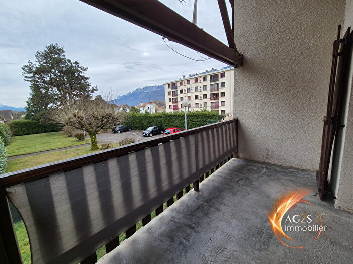 Appartement à vendre - Pontcharra - 4 pièces - 3 chambres